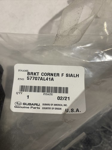 OEM 2018 Subaru Front Left Side Bumper Corner Bracket Legacy Outback ...