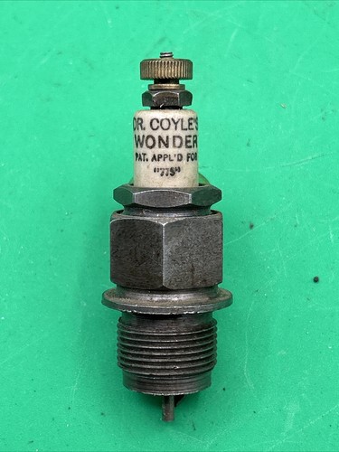 DR COYLES WONDER Vintage Antique Spark Plug Unusual Inner Barrel Ground ...