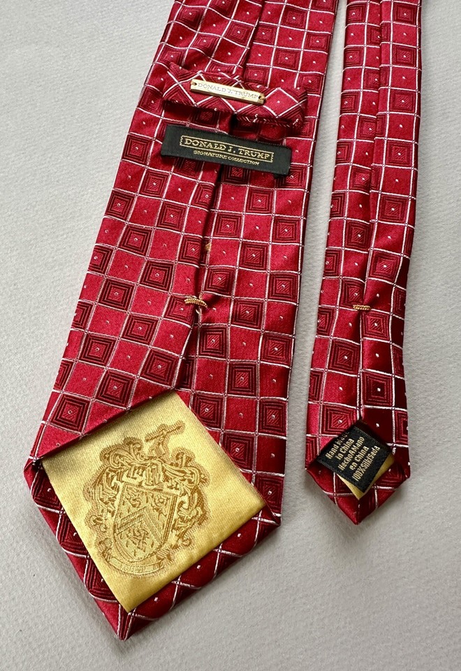 DONALD J. TRUMP Signature Red & Silver Squares Silk MEN'S TIE Free ...