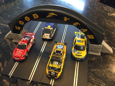 Scalextric 4 LANE HEIGHT EXTENDERS for DUNLOP GOODYEAR C641 C700 NO ...