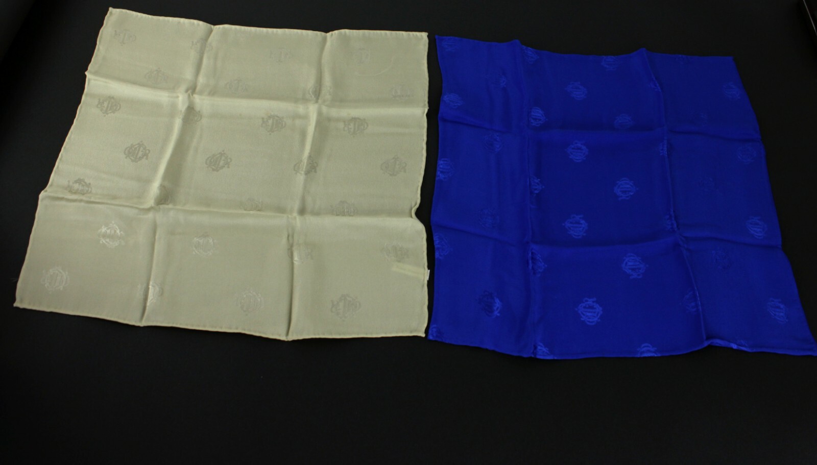 Christian Dior Mini Handkerchief Blue & Beige Sets Wo… - Gem