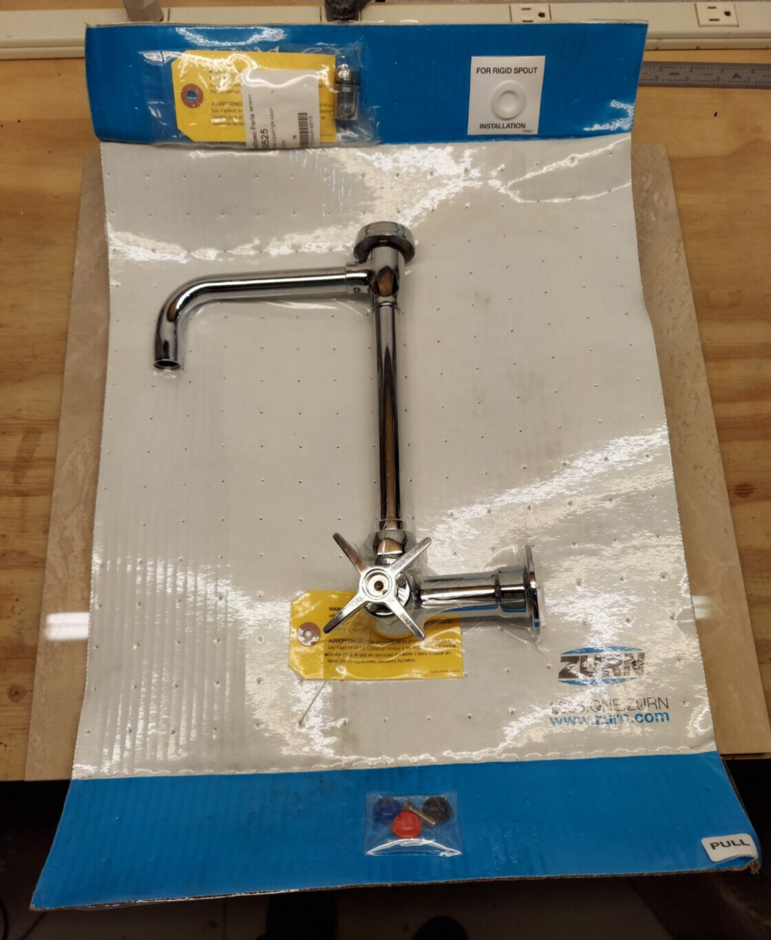 Zurn Z875U2 AquaSpec Wall-Mount Lab Faucet With 6" Cacuum Breaker Spout ...