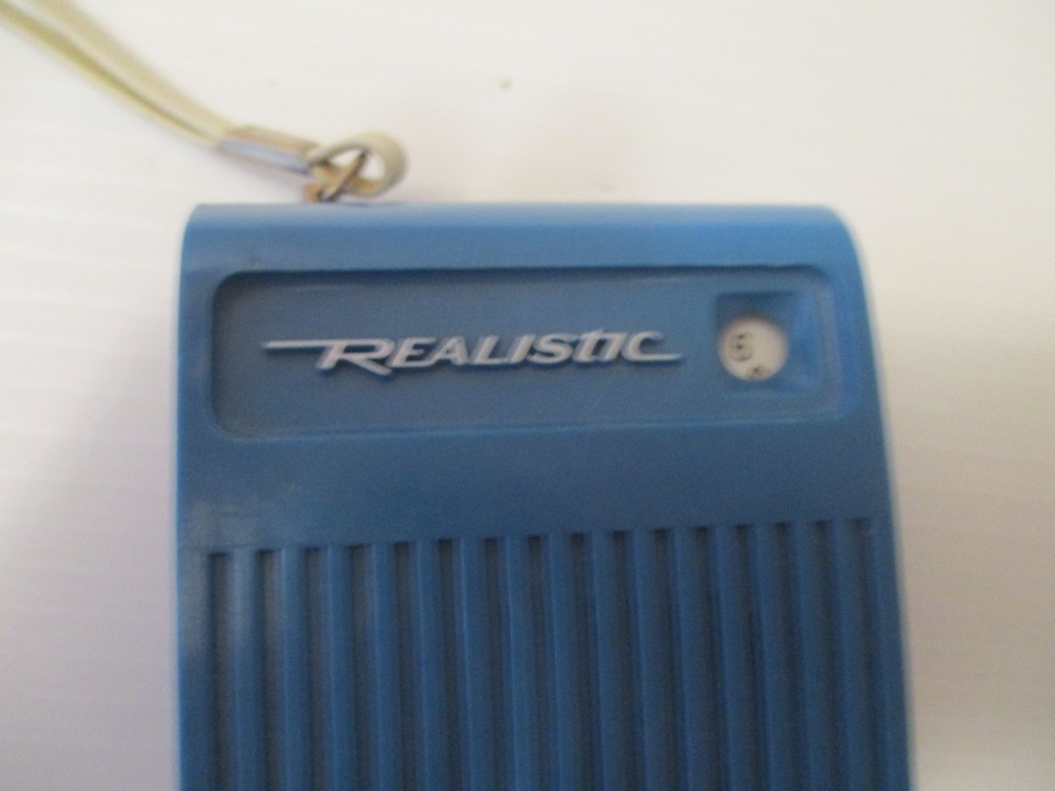 Vintage Realistic Radio Shack Blue Pocket Portable AM Radio 60s | eBay