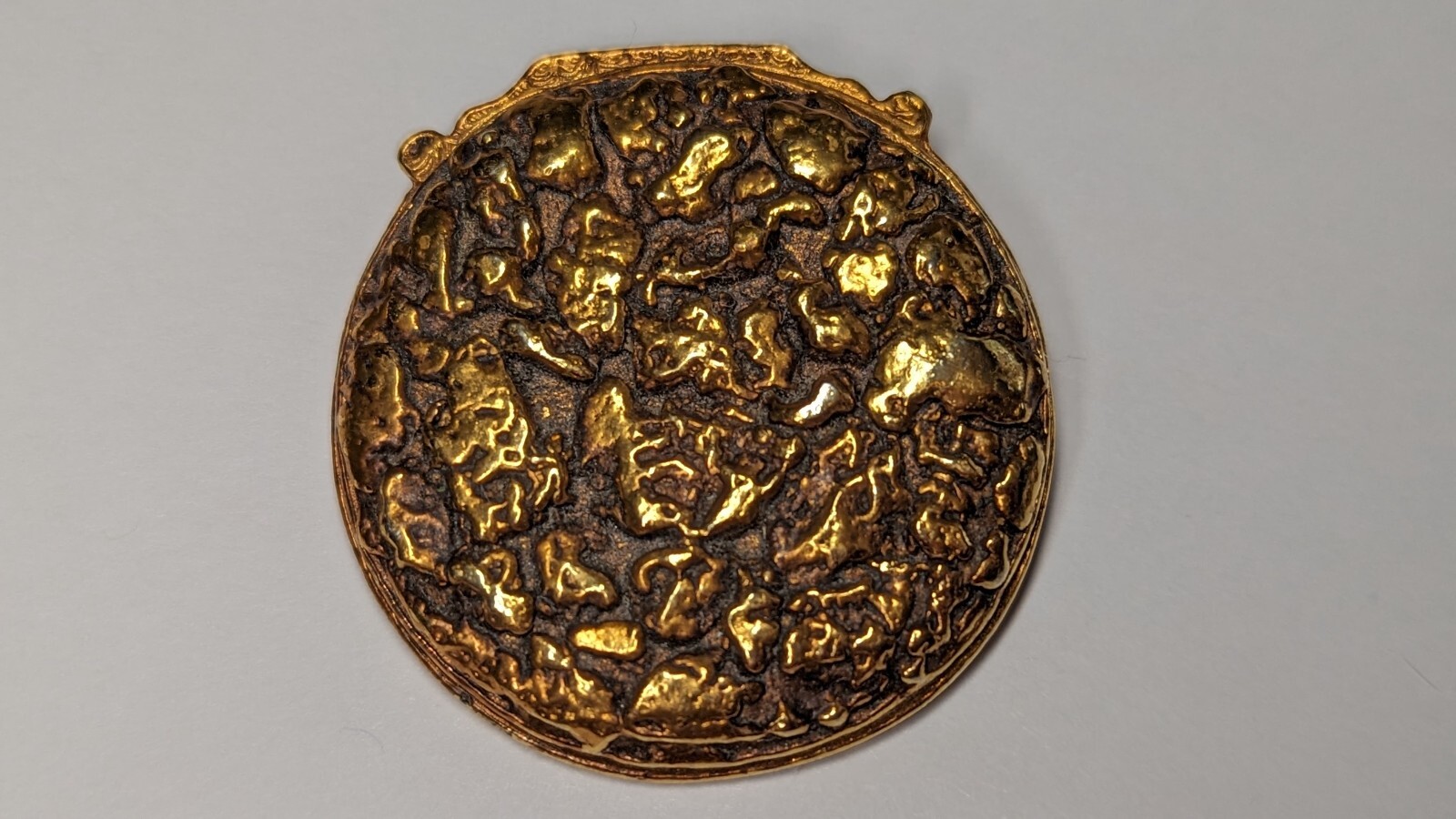 VINTAGE ALVA MUSEUM REPLICAS SIGNED GOLD TONE BROOCH PIN | eBay