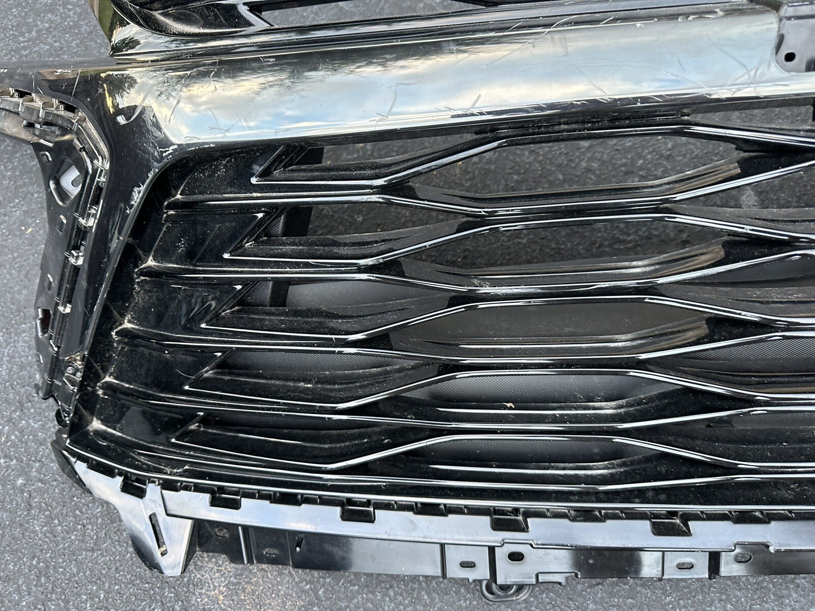 Chevrolet Blazer 2023 RS Front Bumper Upper Grill Oem 42727490 | eBay