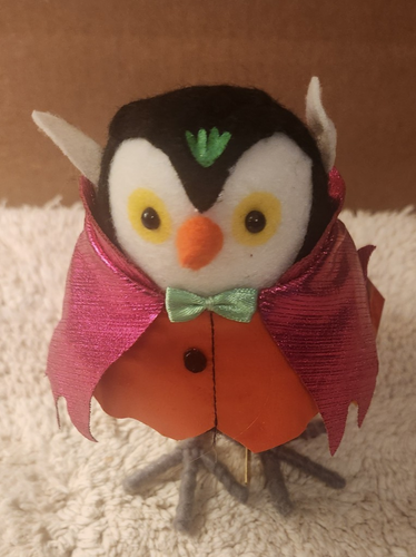 2025 Hyde and EEK! Featherly Friends CHARMER Vampire Halloween Bird ...