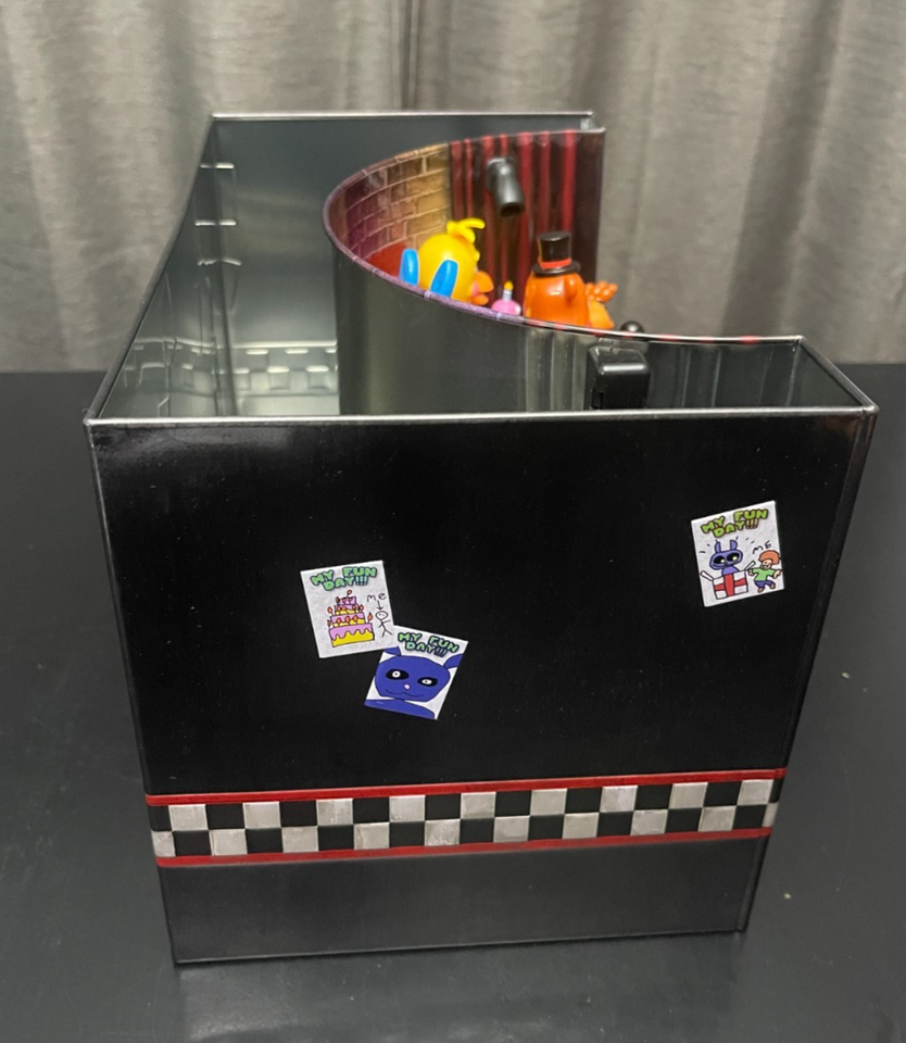 Five Nights At Freddys FNAF 2 Freddy Stage Light Up Popcorn Bucket Tin ...
