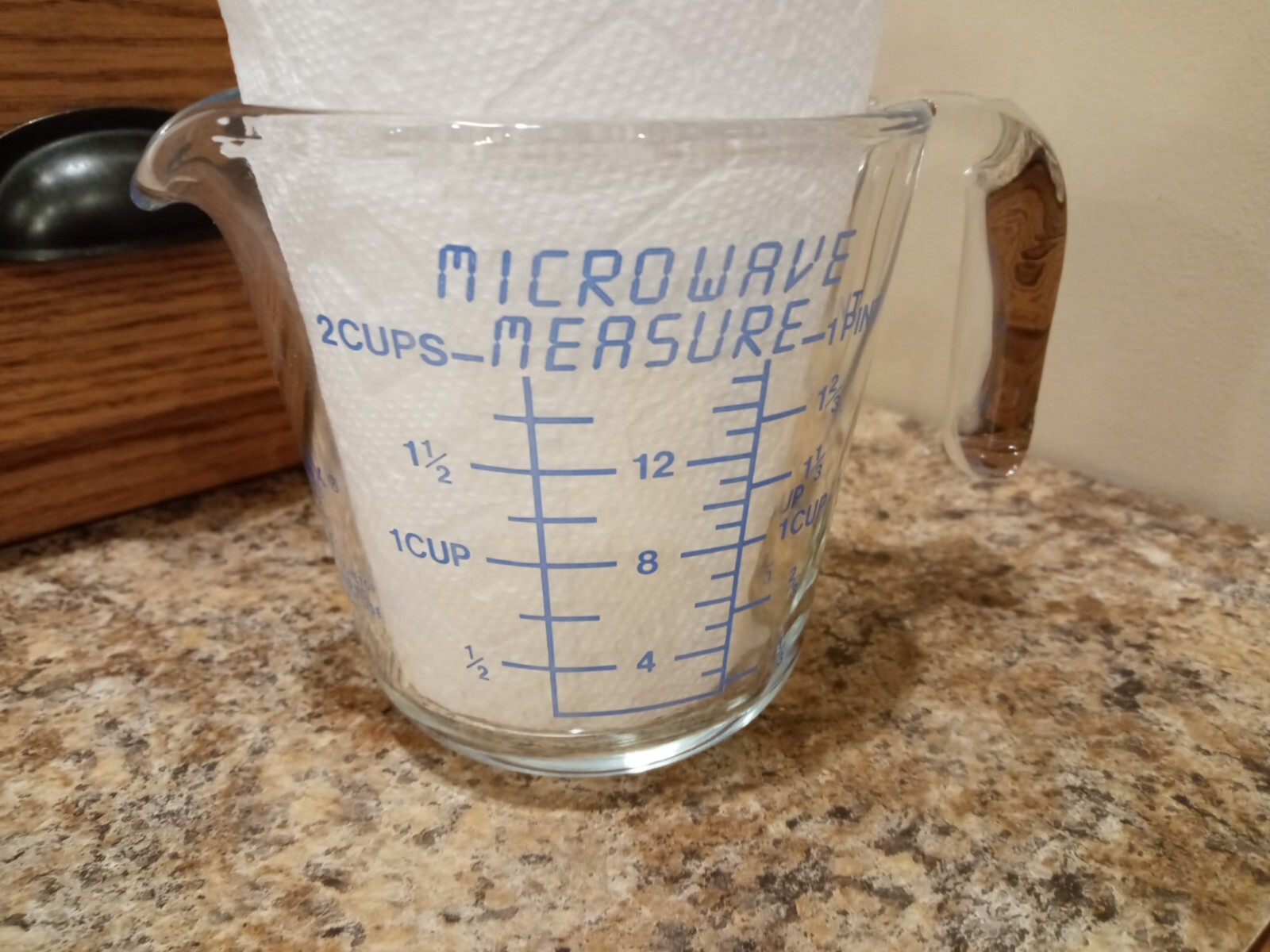 Vintage Pyrex #516 Blue Letters 2 Cup Measuring Cup open handle ...