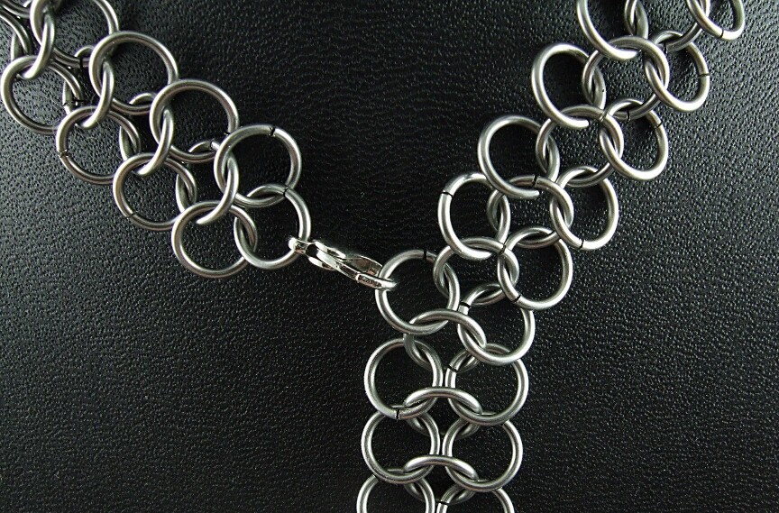 Green Crystal Stainless Steel Chainmail Necklace Cosplay LOTR Pirate ...