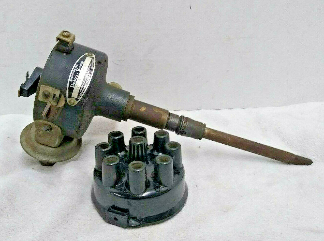 NOS 1937-1938 OLDSMOBILE DISTRIBUTOR DELCO REMY 663-W | eBay