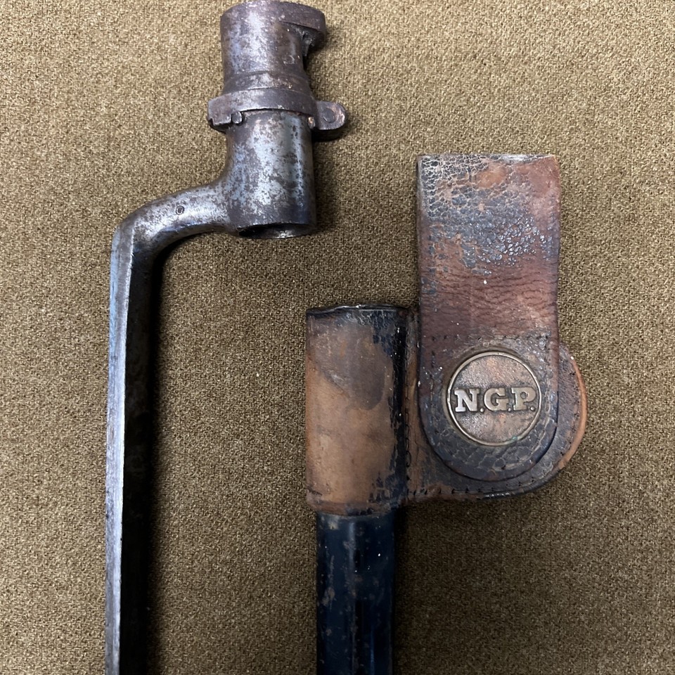 Indian Wars US M1873 Trapdoor Springfield Rifle Socket Bayonet & 1886 ...