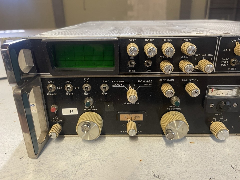 Watkins Johnson Receiver WJ-9026A/RU with WJ-9026/DU Display Unit - FOR ...