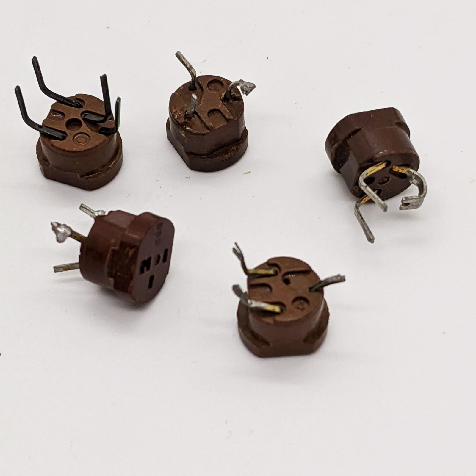 Cinch 599 Brown Sockets (Pullouts) For 4 Pin Transistor, Lot of 5 | eBay