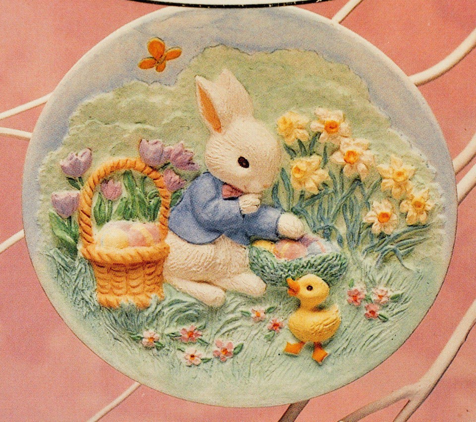 Hallmark - Keeping A Secret - 3rd in Series - Keepsake Easter Collector ...