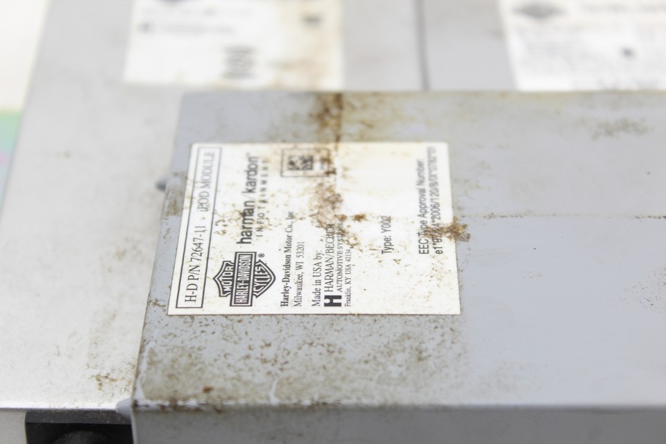 06-13 Harley Davidson Touring Electra Road Street CB ipod XM Module w ...