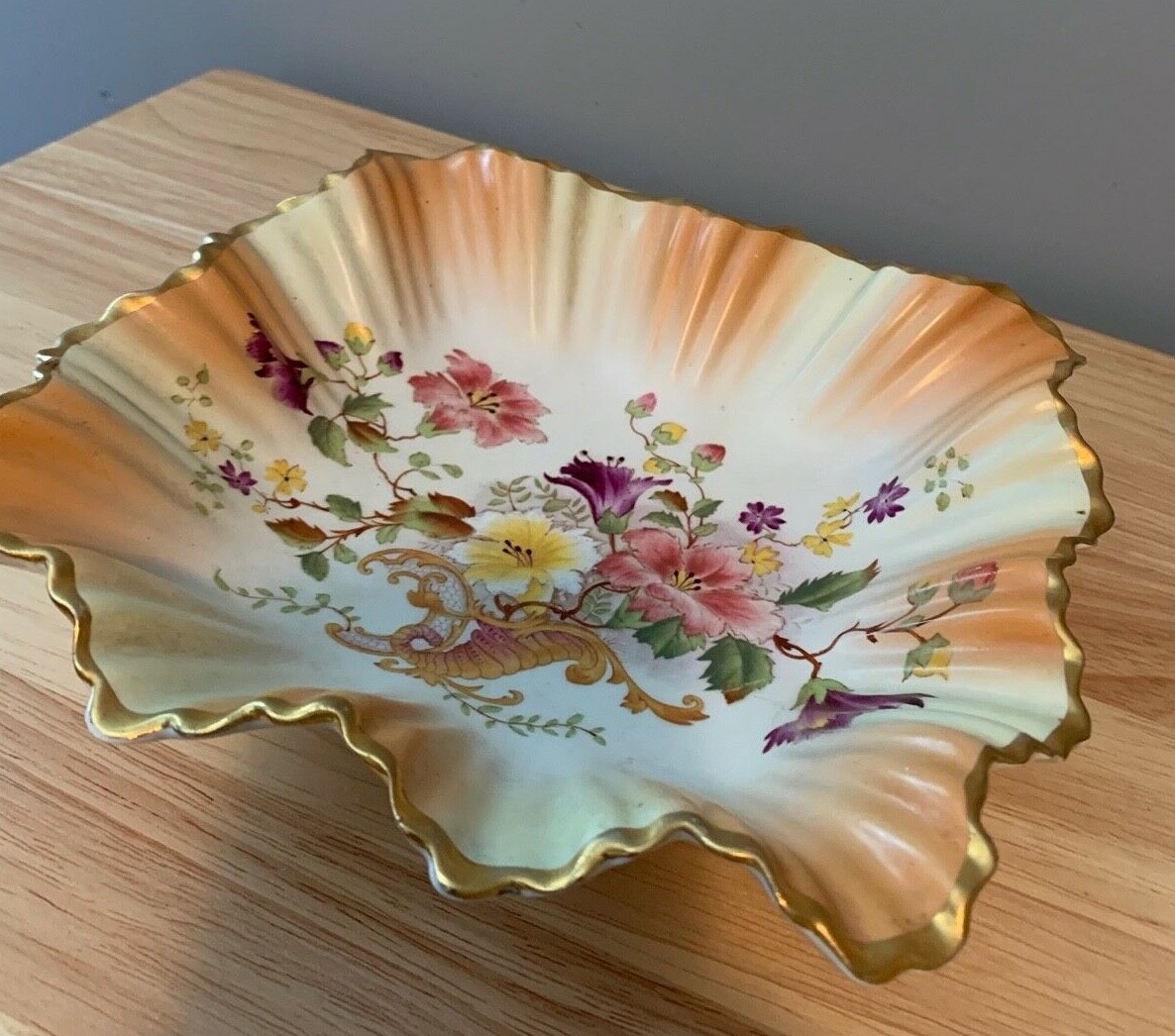Antique Carlton Ware Stoke on Trent Bowl Shell Flowers 8"x8" | eBay