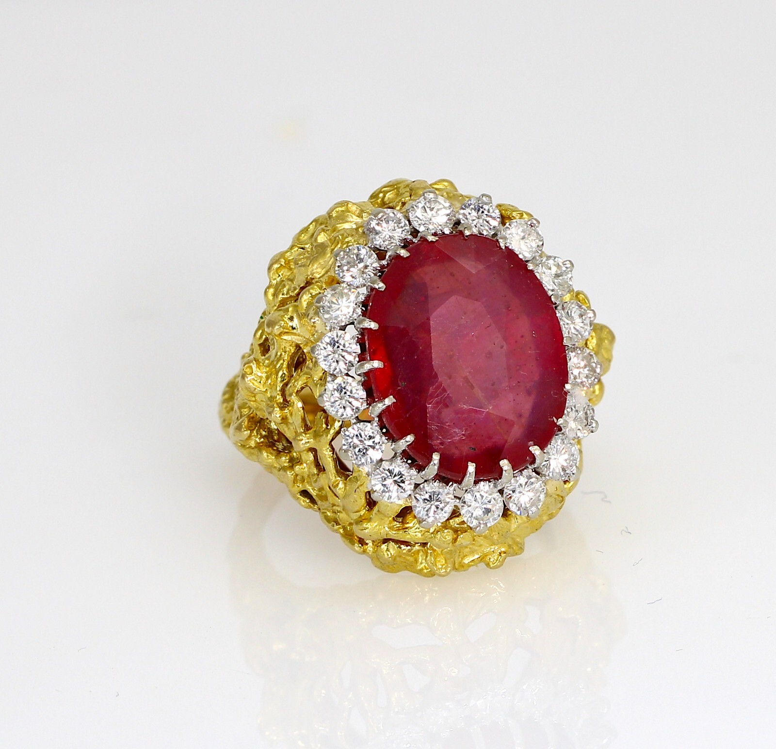 Victorian 18K Gold African Treated Ruby & Natural Dia… - Gem
