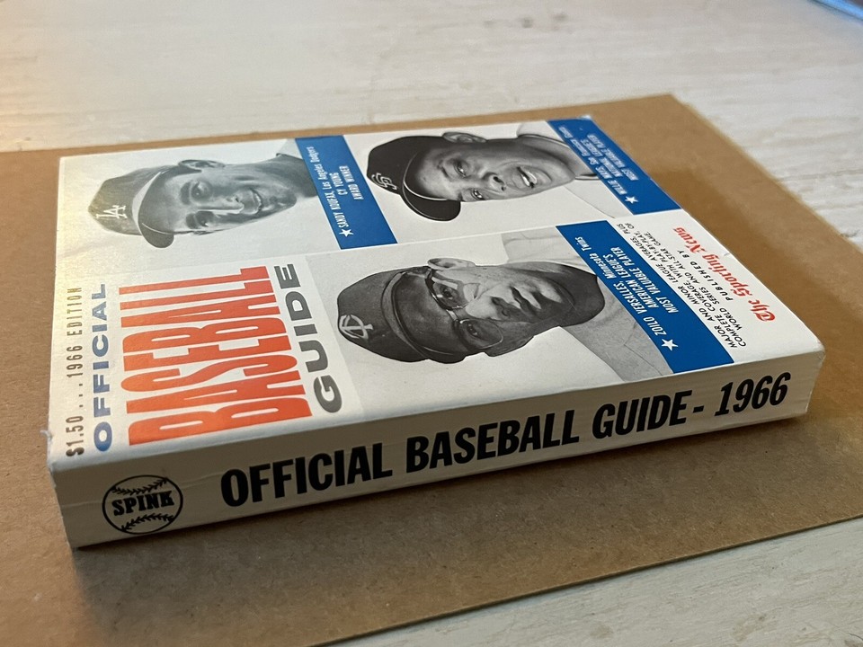 1966 Official Baseball Guide Book - SANDY KOUFAX, WILLIE MAYS, ZOILO ...