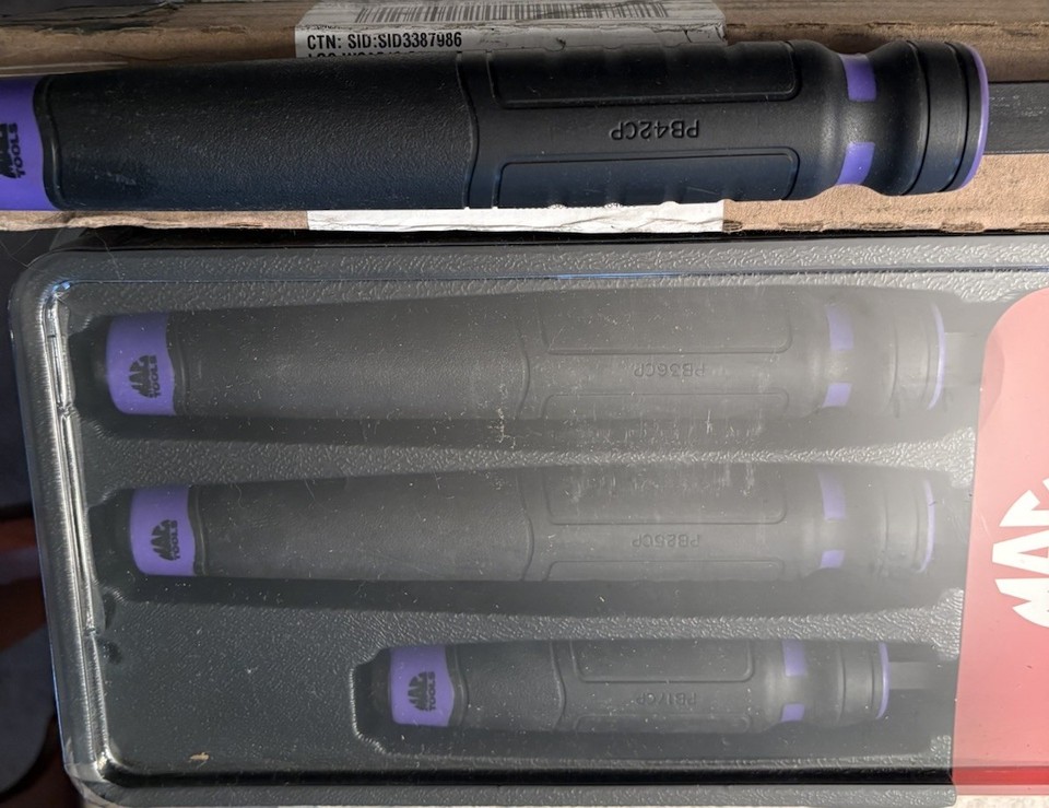 Mac Tools 4 Pc. Pry Bar Set w/Plastic Storage Tray Plus 42” Pry Bar ...