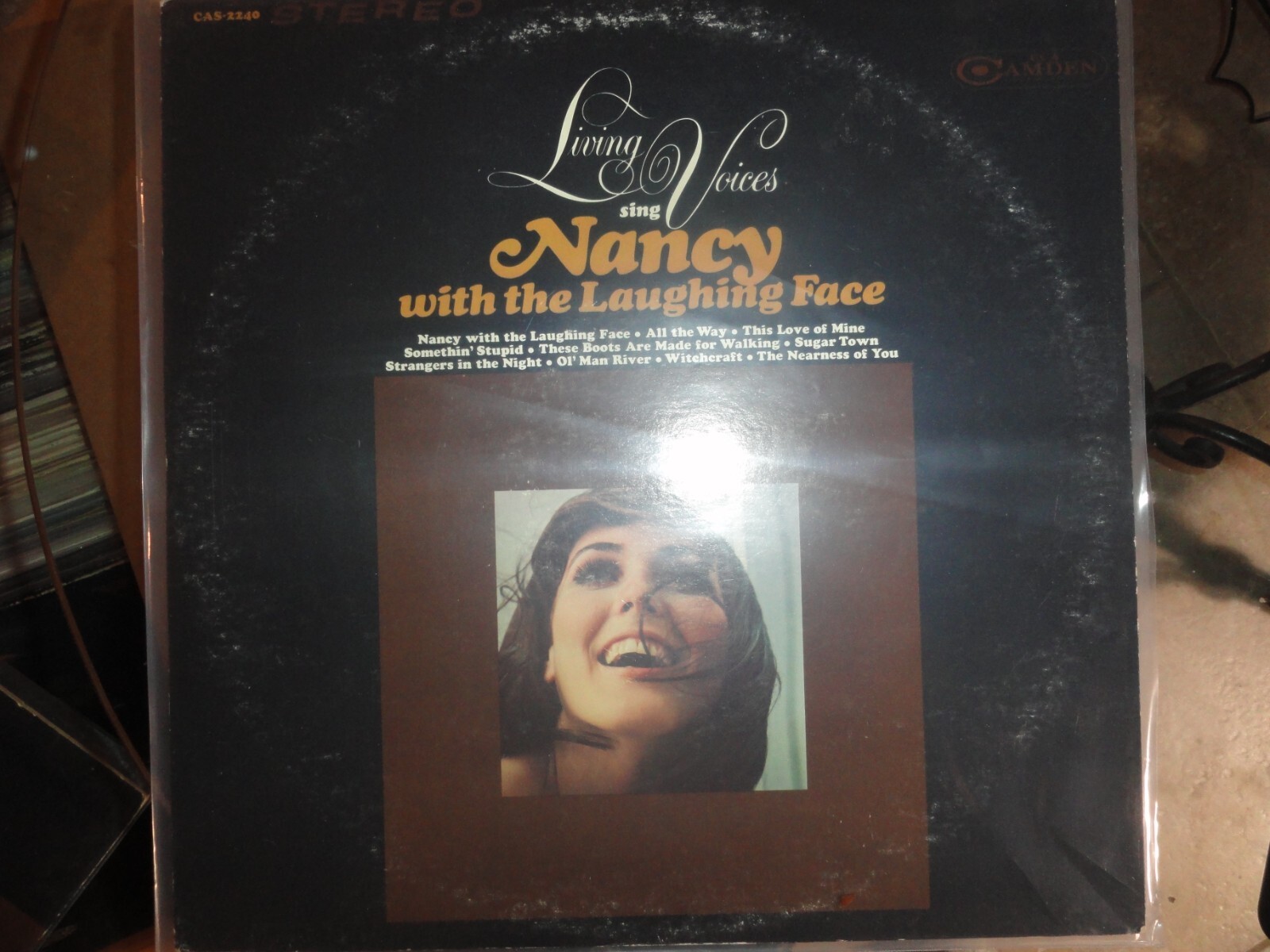 VINYL RECORD LP LIVING VOICES SING NANCY WITH THE LAUGHING FACE #1 CAS ...