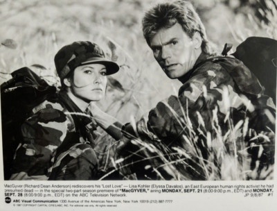 1987 Original Press Photo Richard Dean Anderson Elyssa Davalos MACGYVER ...