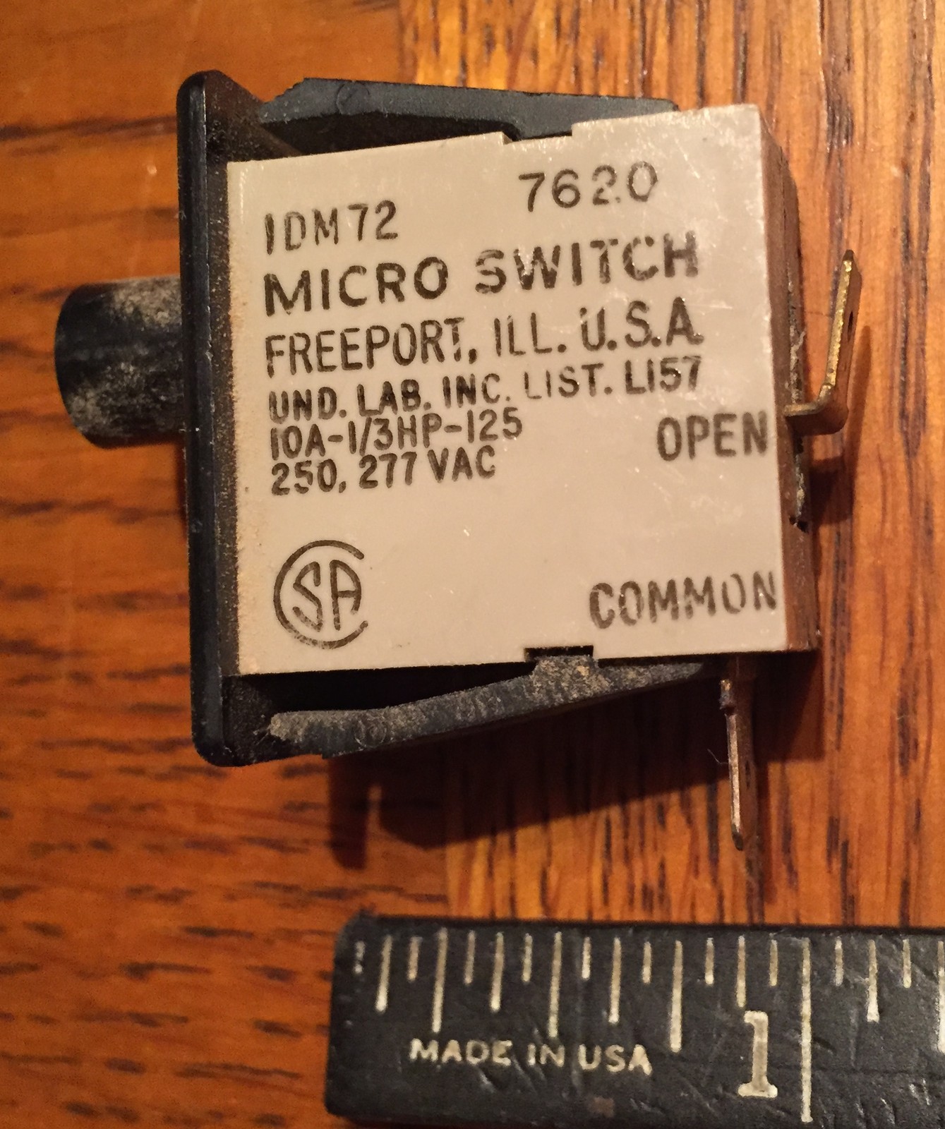 10 MICRO SWITCHES Freeport IDM72 7620 10 amp 1/3 HP 125 volt NEW OLD ...