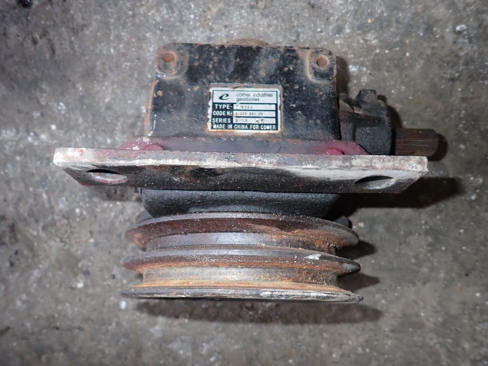 Toro Groundsmaster 328-D 4WD Mower Deck Gear Box Assembly COMER ...