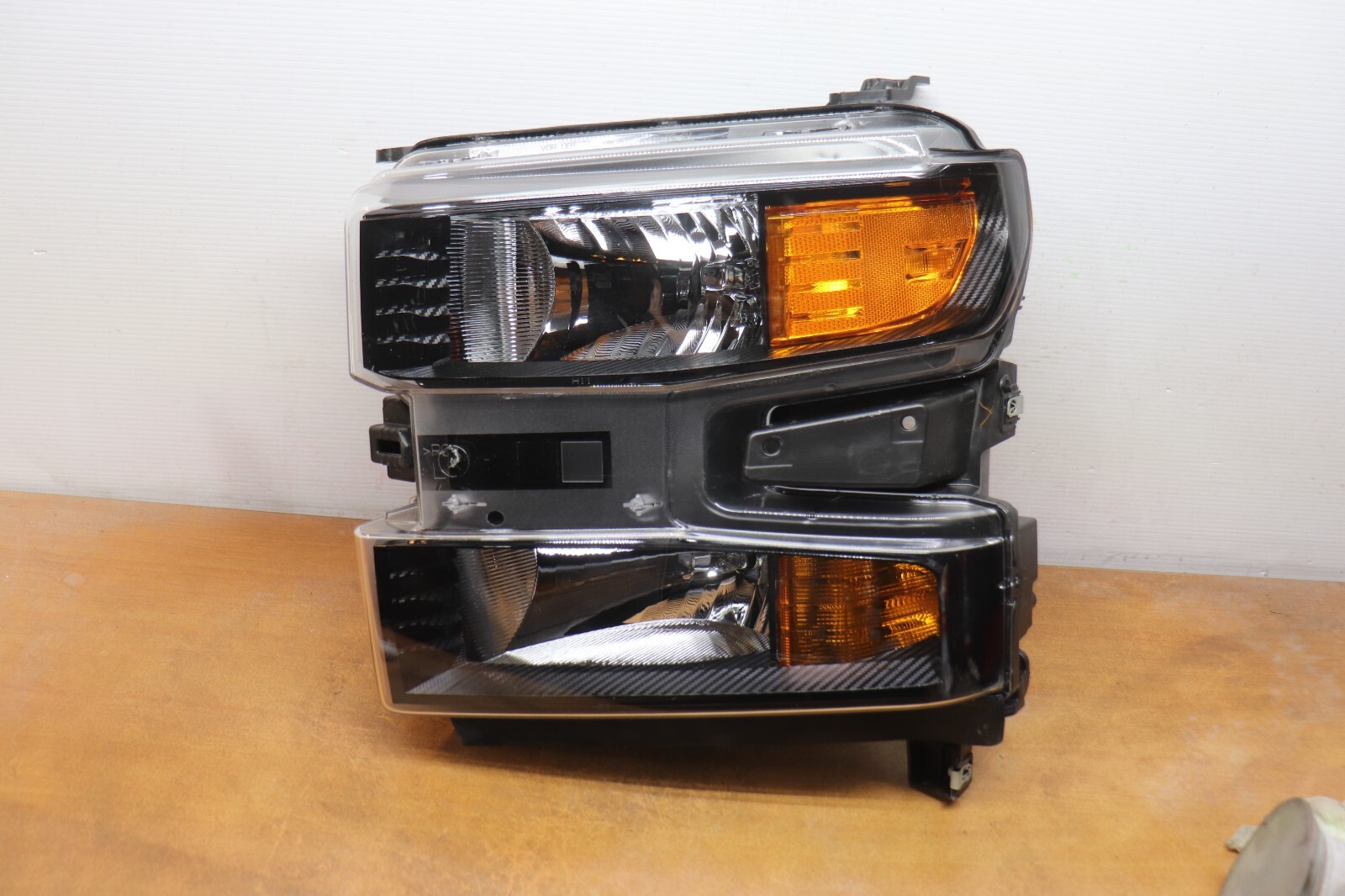 2019 Chevy Silverado 1500 LH Driver Halogen Headlight 84621848 for sale ...