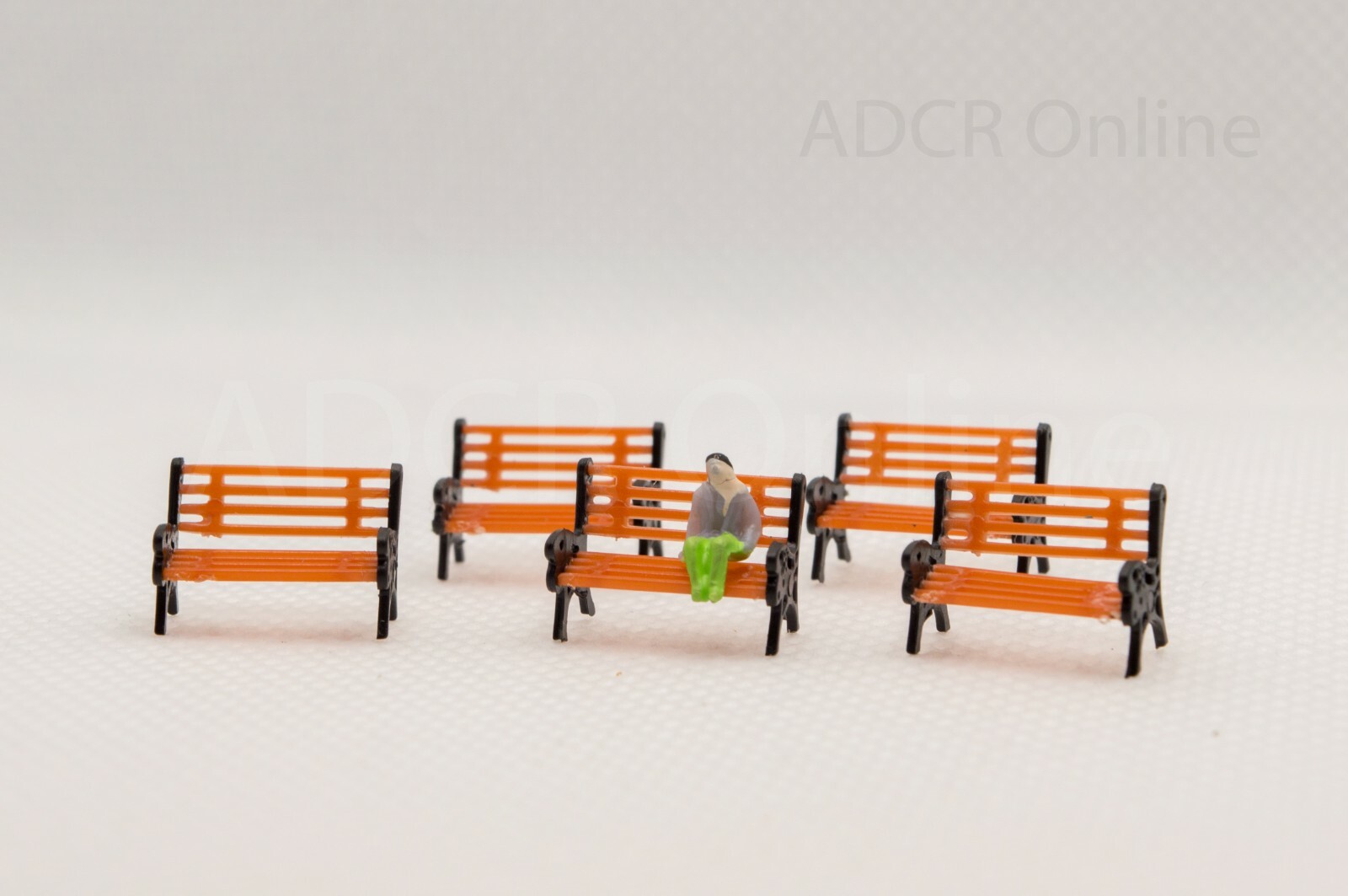 N Gauge Bench Park Benches with People Figures - 5 / 10 Pack - N Scale ...