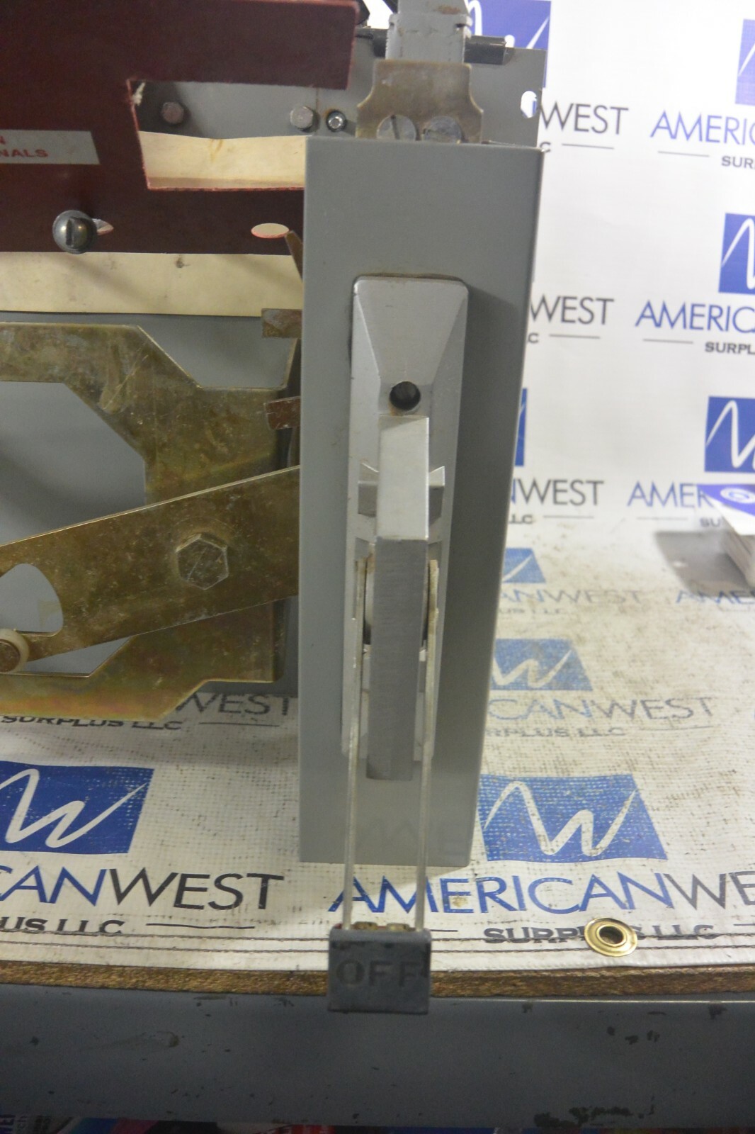 Gould ITE 5600 MCC Breaker Operator Disconnect Bucket for JL Frame 400 ...