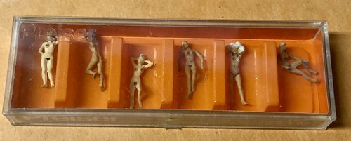PREISER HO 1/87 Scale Diorama figures 6 sexy Lady Nudists Sun Bathers ...