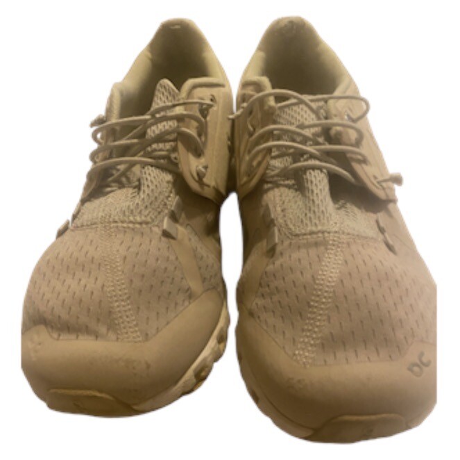 ON RUNNING CLOUD Women’s Sand/Mocha Running Sneakers..Size:8 | eBay