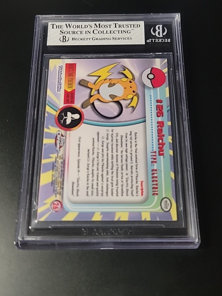 #26 Raichu - Topps Chrome graded Pokémon Card Mint Holo Vintage ...