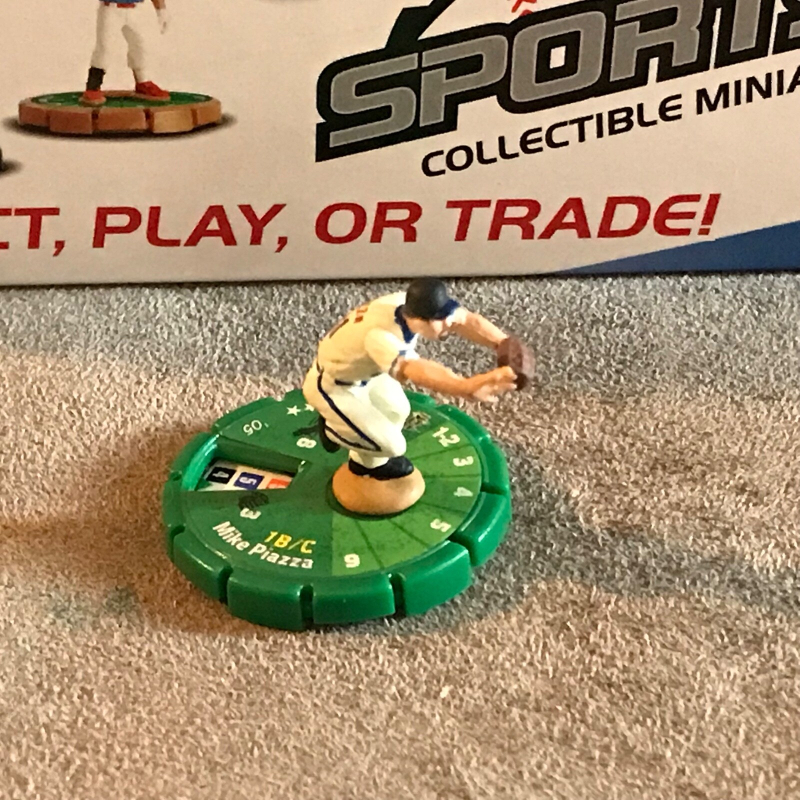 2005 Topps SportsClix Wizkids MLB Figure Mike Piazza METS FRESH PULL ...