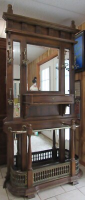 Post-1950 - Pulaski Hall Tree