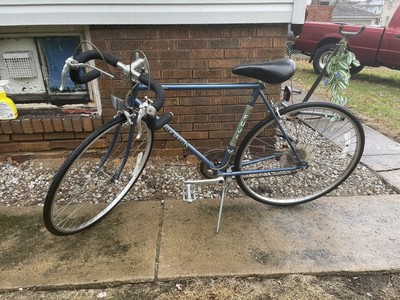 Vintage Bicycles - Vintage Fuji - Nelo's Cycles