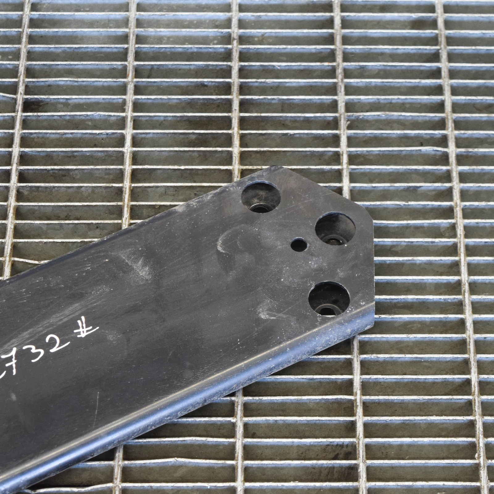 BMW X2 F39 Front Tunnel Cross Brace Reinforcer 7381493 2.0 Petrol 170kw ...