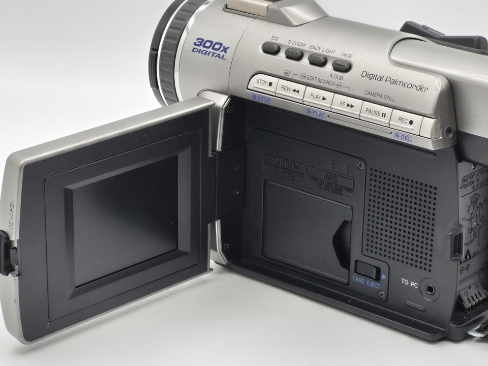 Panasonic PV-DV200-K Digital Video Camcorder W/Charger Batteries ...