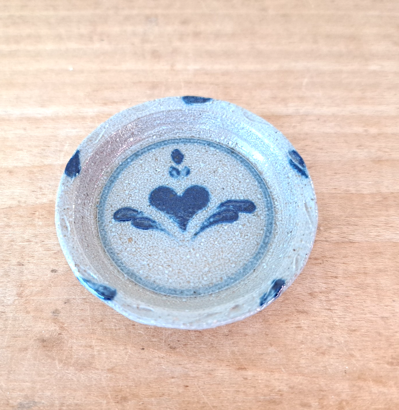 Vintage Miniature 2" Wide Rowe Pottery Salt Glazed Heart Decorated Pie ...