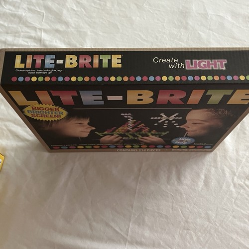 Lite Brite Kids Toy 214 Pegs Magic Screen Retro Style Light Bright Game ...