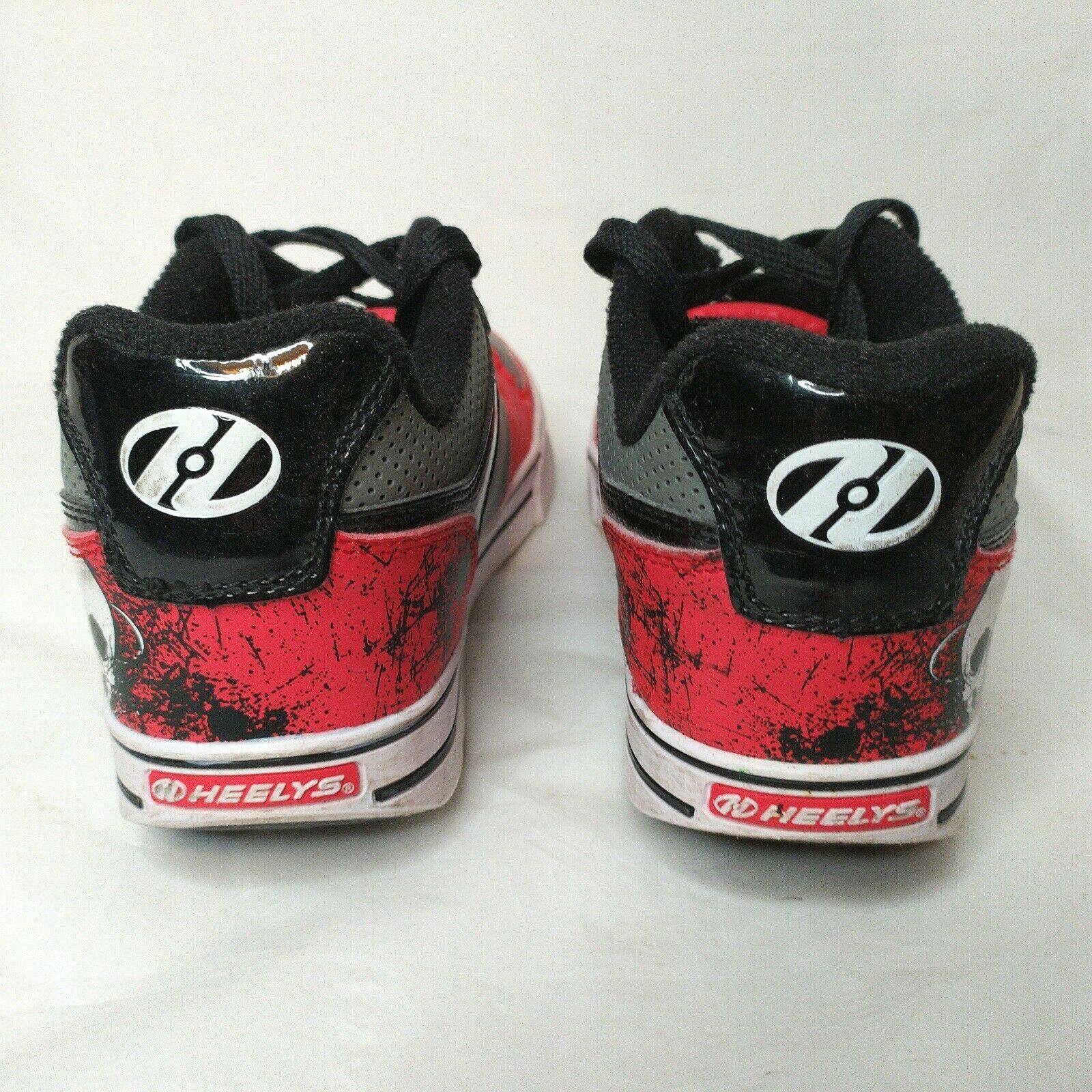 HEELYS MOTION PLUS 770533 BLACK GREY RED SKULL MOTIF - SIZE UK 4 | eBay UK