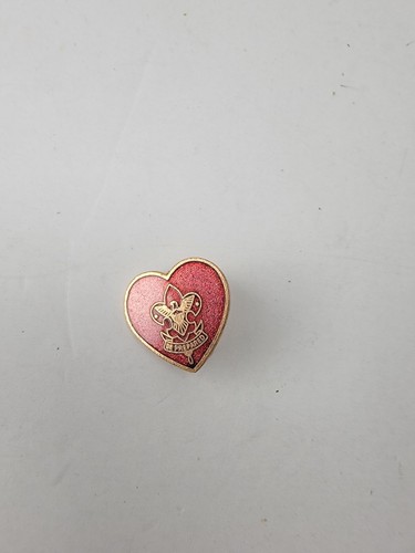 Vintage LIFE SCOUT Boy Scouts Rank Badge PIN Uniform Sash Red Heart BSA ...