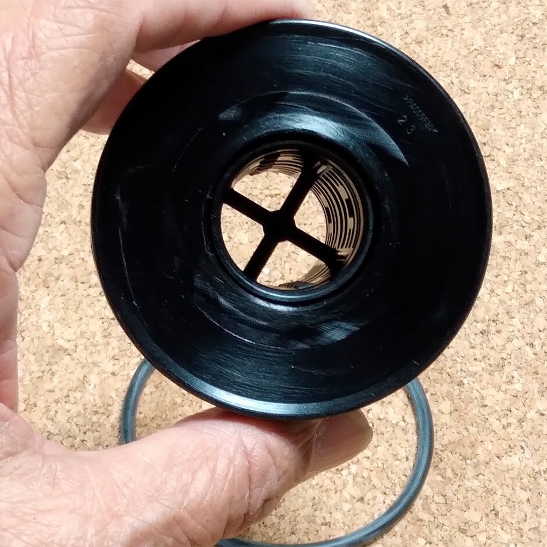 LAND ROVER OIL FILTER LR2 RANGE R EVOQUE DIESEL NEW LR030778 | eBay