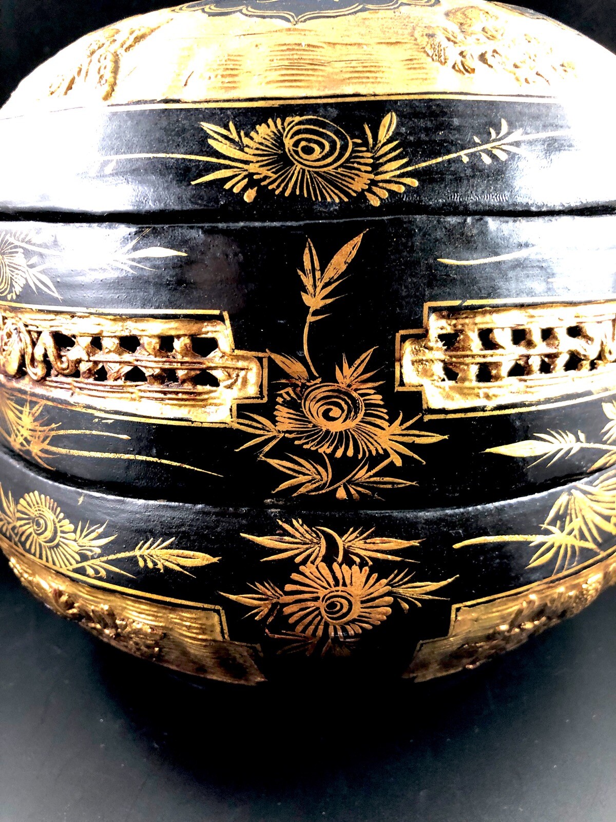 MEIJI PERIOD JAPANESE JUBAKU BAMBOO 3 TIERED BENTO BOX GOLD & BLACK ...