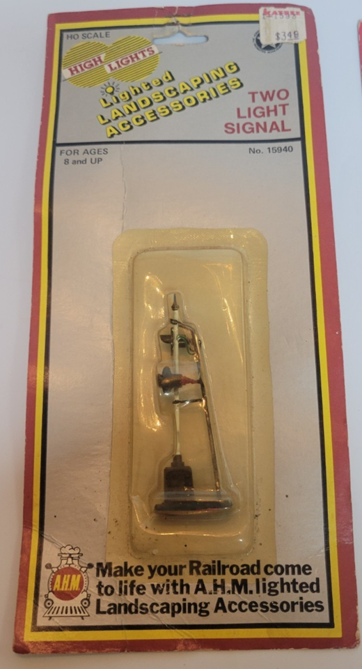 Mixed Lot HO Scale Lighted Accessories 2 & 3 Light Signals, Signs ...