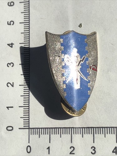 WW2 US ARMY 4 TH CAVALRY UNIT DUI CREST INSIGNIA PINS | eBay