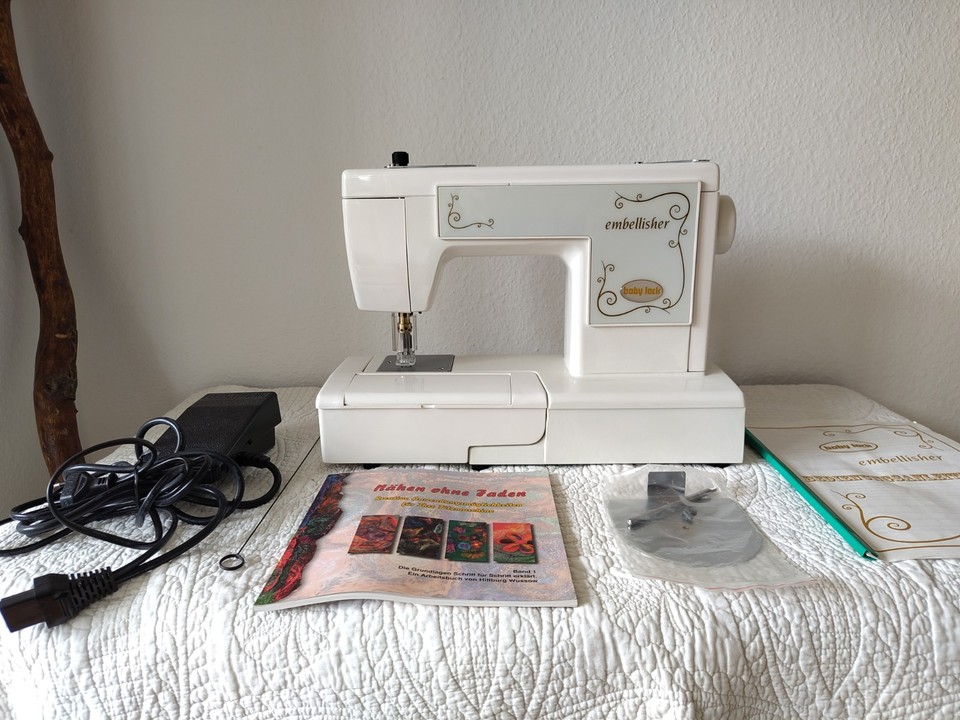 Neu und unbenutzt! Filzmachine Baby Lock Embellisher Model EMB12 | eBay.de