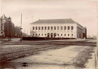 STREET SCENE WITH PUBLIC LIBRARY IN BOSTON, MASS. ca 1900's PHOTO BY G ...