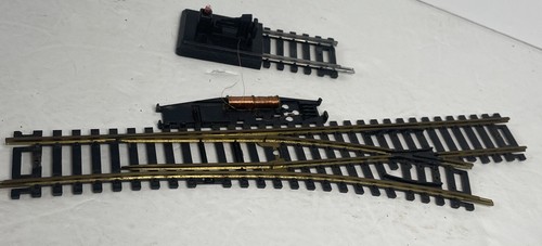 Vtg AHM Italy Right Switch Track and Italy Light Bump Stop Train Ho ...