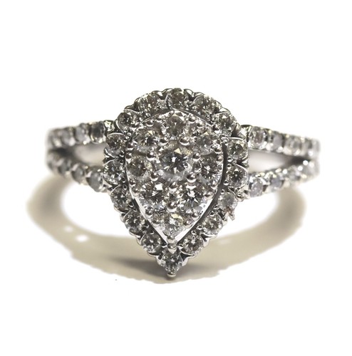 14k White gold pear illusion cluster .94ct diamond engagement ring 5g ...